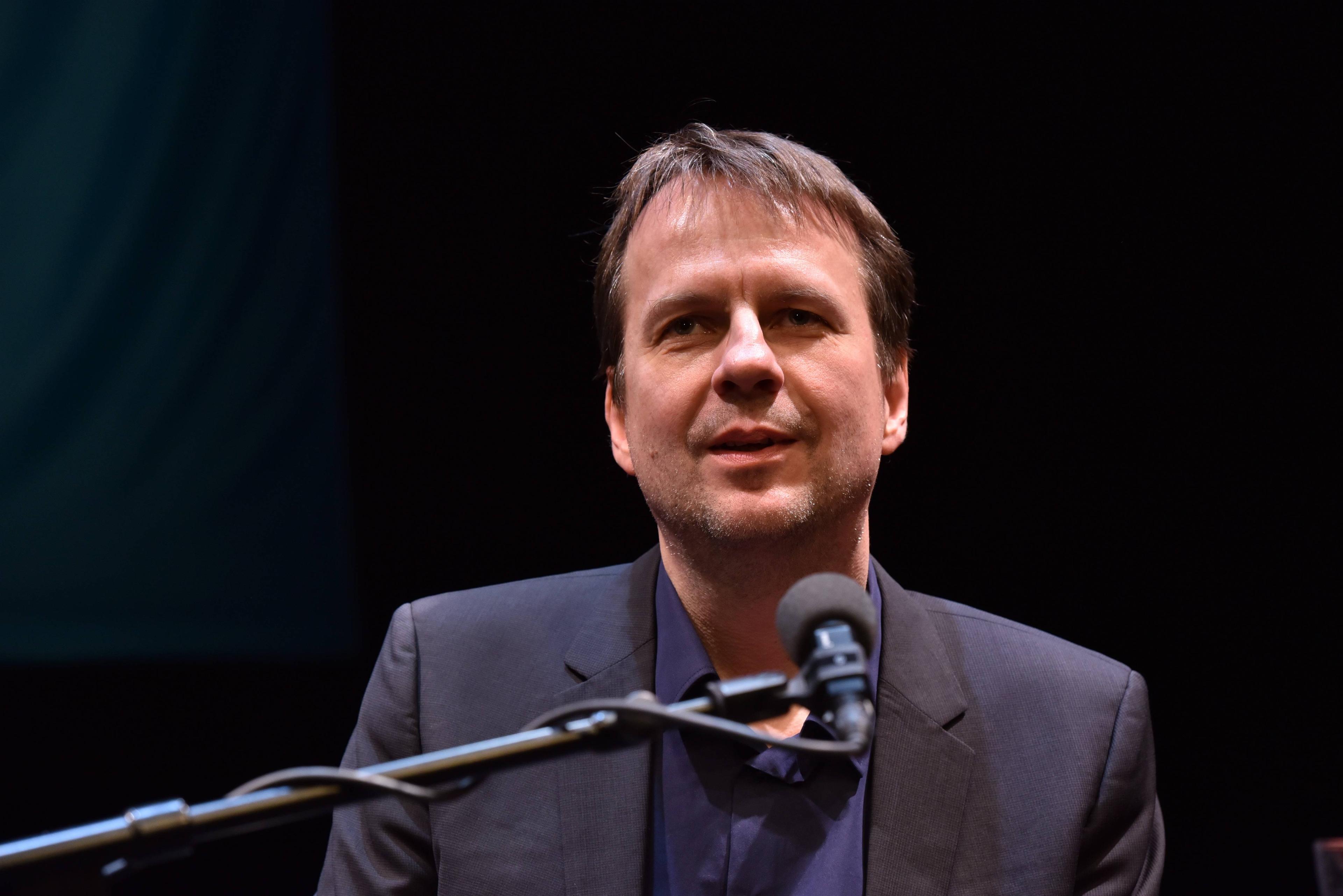 Bov Bjerg: »Die Perspektive von unten ist einfach die interessantere« | JACOBIN Magazin